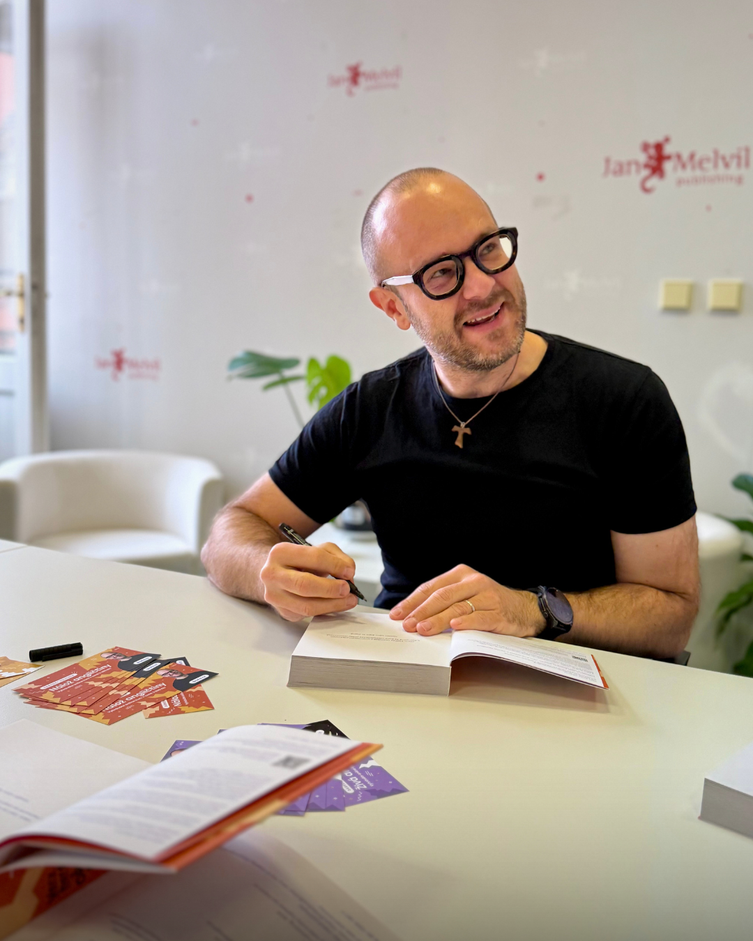 🌰 Very hard křest s Broňou a konečně v Brně - Jan Melvil Publishing